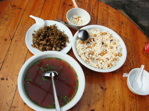 Dong Oil Tea | China & Asia Cultural Travel