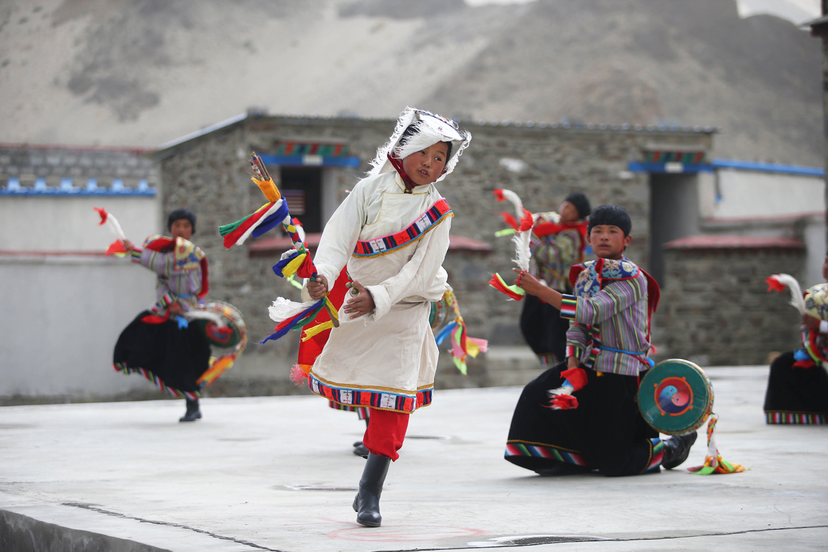 Tibetan Ethnic Minority | China & Asia Cultural Travel