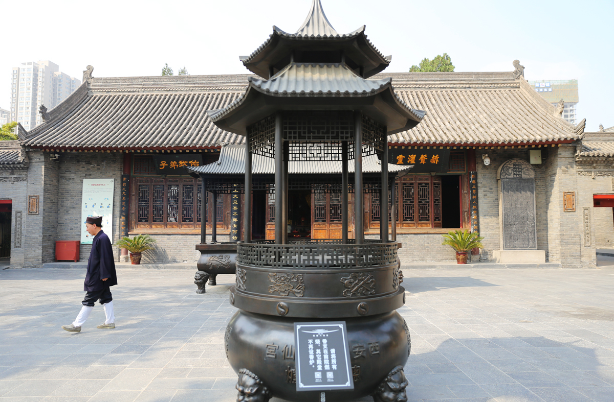 The 8 Immortals Temple | China & Asia Cultural Travel